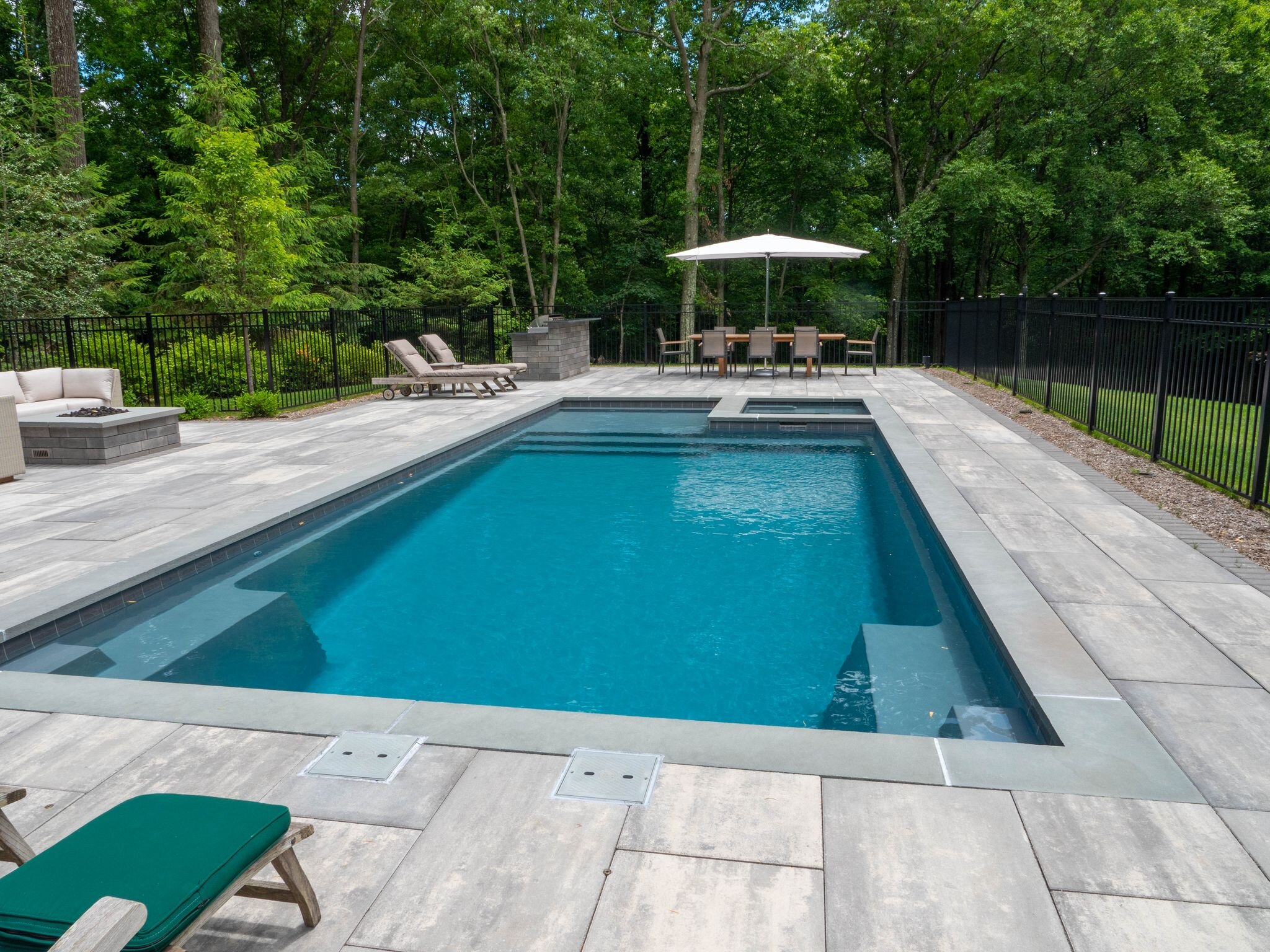 Carolina Poolscapes | Custom Pool Design & Installation